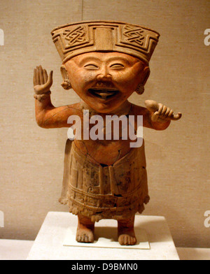Smiling' figure. Mexico Remojadas 7th-8th century. Ceramic. Some of ...