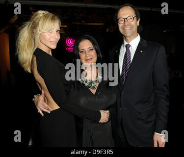 Michelle Fidani Catwalk Cure in support of Dr. Michael Baker and the ...