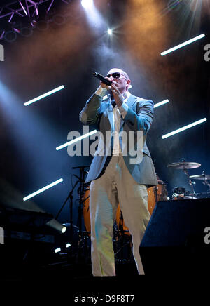 Rapper Pitbull performing on the Music Plaza stage during Mardi Gras at ...