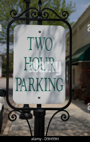 2 Hour Parking Sign Stock Photo - Alamy