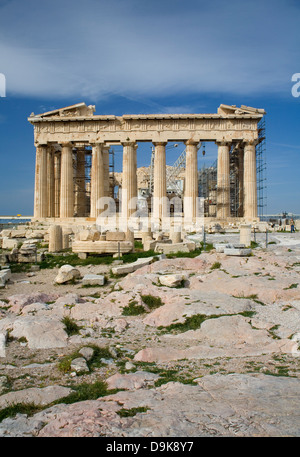 Symbols of Greece, Parthenon temple in Athens and the Greek flag Stock ...