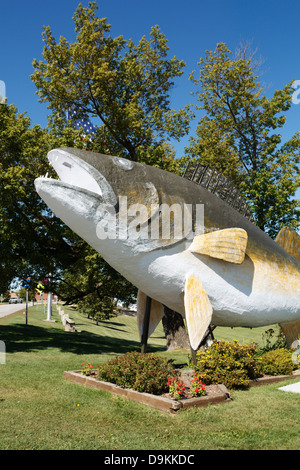 Giant Walleye sculpture in downtown Baudette, Minnesota, USA Stock ...