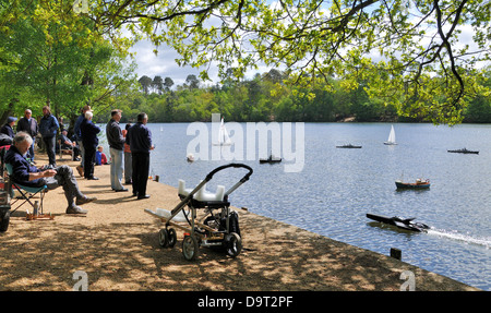 Powered model boats at Black Park, Wexham, Buckinghamshire, England ...