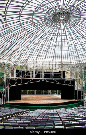 Inside the Wire Opera House (Opera de Arame) in Pedreiras Park ...