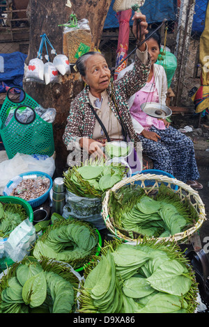 Myanmar, Yangon, Street Market, Betel Nut Vendor Stock Photo - Alamy