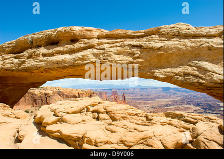 Mesa Arch overlook Canyonlands National Park, Utah, USA Stock Photo - Alamy