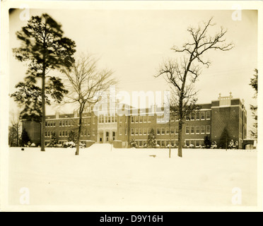 This image shows Crystal Springs High School in Mississippi ...