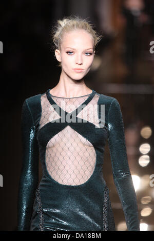 Models wear creations part of Italian fashion designer Laura Biagiotti ...