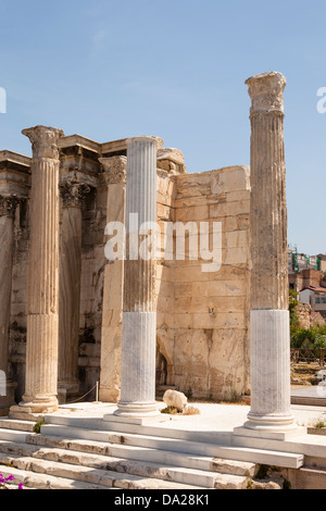 Hadrians Library, ancient Greek buildings with Parthenon and Acropolis ...