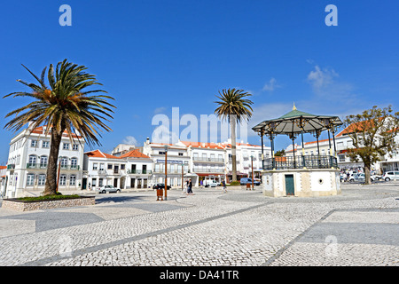 O Sitio, Nazare, Portugal Stock Photo - Alamy