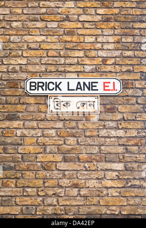 Bilingual Brick Lane E1 street sign, London, England, Uk Stock Photo ...