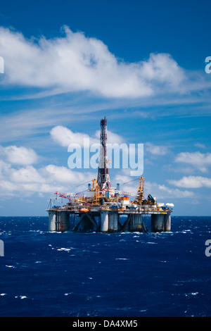 Falcon 100 oil drilling rig working for Petrobras brazilian oil company ...