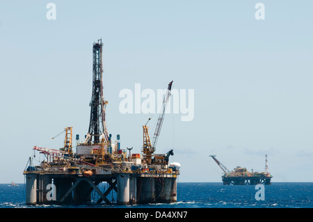 Falcon 100 oil drilling rig working for Petrobras brazilian oil company ...