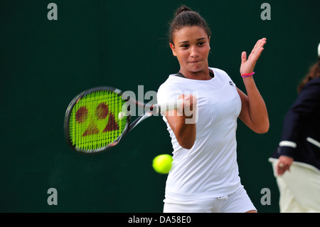 Sandra Samir (Egypt) at Wimbledon 2013 Stock Photo - Alamy