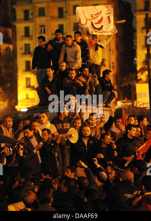 30 January 2011 Cairo, Egypt - 4th day of protests against Egyptian ...