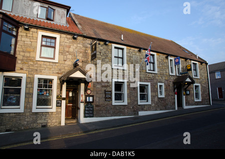 The Olde Ship Inn Seahouses Stock Photo - Alamy
