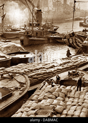 Victorian Dock, London, early 1900s Stock Photo - Alamy