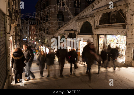 Shops on the Rialto Bridge, Venice, Italy - wide-angle shot Stock Photo ...