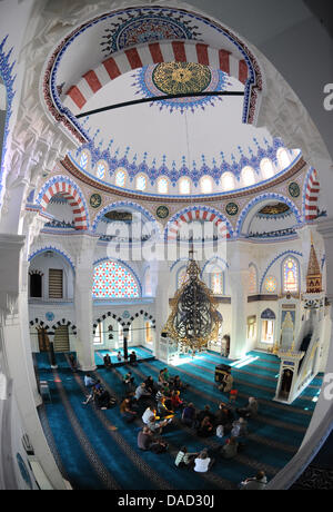 Berlin, Germany, Open Mosque Day in the Mevlana Mosque Stock Photo - Alamy