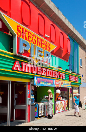 Skegness Pier, Skegness, England Stock Photo - Alamy