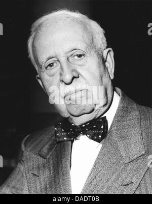 James Cash Penney in 1958. Portrait by photographer Fred Stein (1909 ...