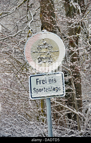 German road sign: no motor vehicles subject to identification of ...
