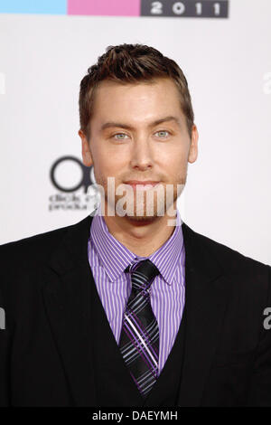 Lance Bass arrives at Los Angeles International (LAX) airport Featuring ...