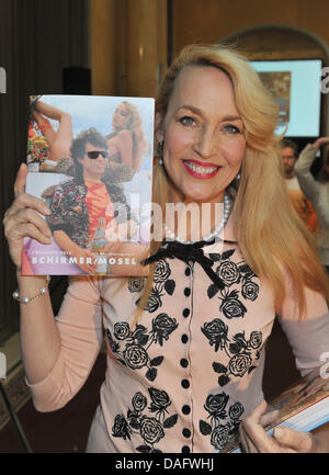 US model Jerry Hall presents her biography 'Jerry Hall - My Life in ...
