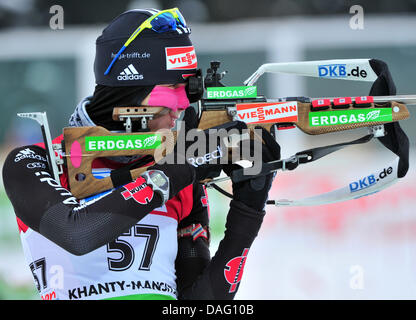 Tina Bachmann of Germany at the shooting range during the 15 km ...