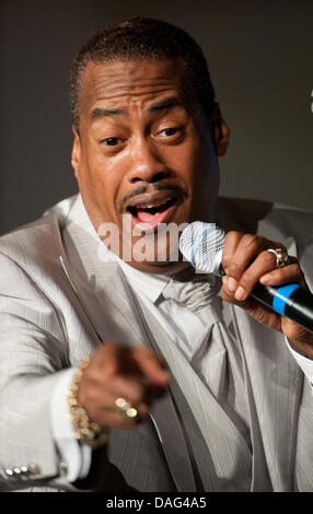 US singer and entertainer Keith Tynes performs in Heringsdorf, Germany ...