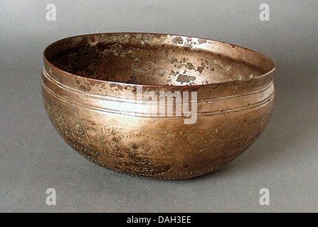 This ancient bowl, housed in the Los Angeles County Museum of Art, is a ...