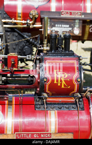 Vintage Mini Traction Engine Scale Model Steam Stock Photo - Alamy