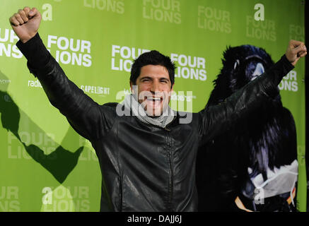 Kayvan Novak, actor on " What We Do In The Shadows" attends FX's "What ...