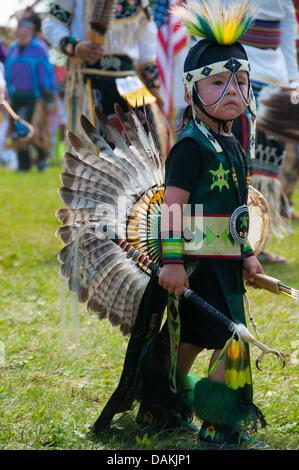 Kahnawake Mohawk Pow-Wow Quebec Canada Stock Photo: 59765420 - Alamy