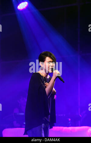 Rene Liu forgot lyrics in her concert in a comical opening in Taipei ...