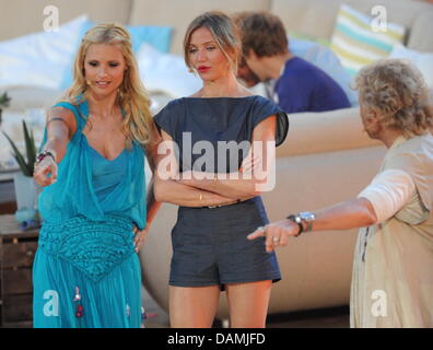Michelle Hunziker, Cameron Diaz, Thomas Gottschalk on German ZDF TV ...