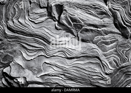 Sandstone rock strata pattern. Northumberland Coastline, England Stock ...