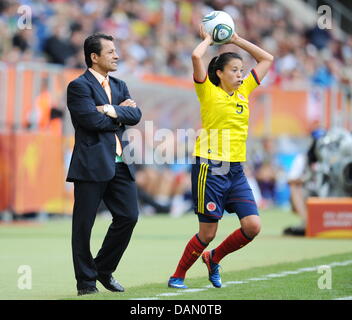 Ricardo Rozo, head coach of Colombia before the Group C match USA ...