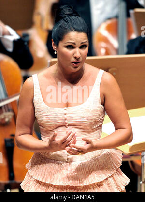Soprano Anna Netrebko performs at the Cologne Philharmonic Hall in ...