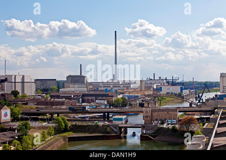 View into the Duisburg inner harbor, on the right the Five Boats ...
