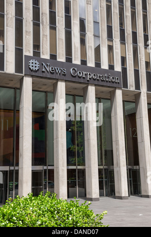 News Corporation Building and Plaza, NYC Stock Photo - Alamy
