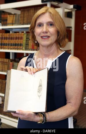 Nancy Petschek-Kohn, great-granddaughter of the owners, holds a Jewish ...