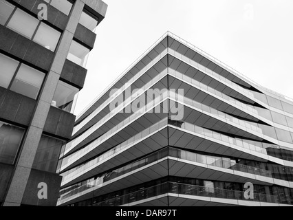 Office building, Riverbank House, 2 Swan Lane, London, EC4R Stock Photo ...