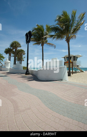 SEABREEZE BOULEVARD BEACH WAVE WALL PROMENADE FORT LAUDERDALE FLORIDA ...