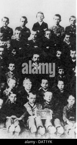 School class with Adolf Hitler Stock Photo - Alamy