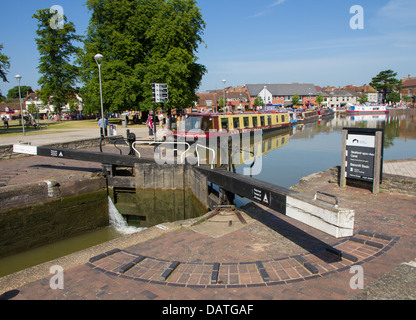 Bancroft Basin Stratford Upon Avon Warwickshire UK Stock Photo - Alamy