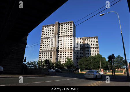 Demolition of the Sandiefield Road flats, Gorbals, Glasgow, 21st July ...