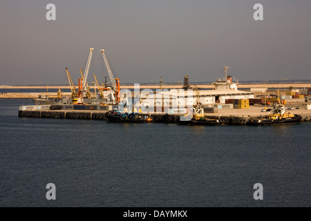 Raysut Port was designed primarily to handle containers, Salalah ...