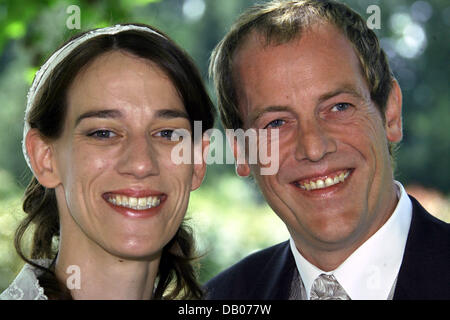 Newly weds Countess Catherina Bernadotte (L) and Romuald Ruffing smile ...