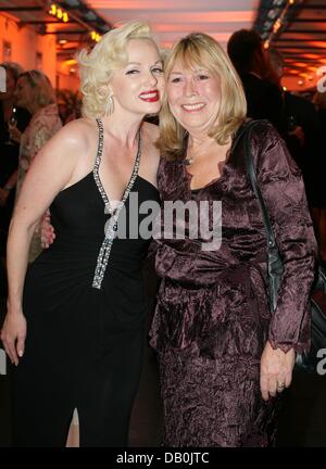 (L-R) Susan Griffiths as Marilyn Monroe, John Lennon's first wife ...